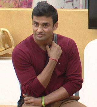 Sangram Singh, Payal Rohatgi to get engaged! | Relationships News | Zee ...