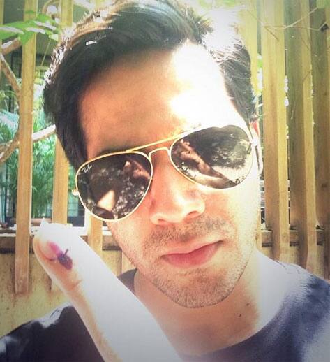 Varun Dhawan turns 27, votes before b-day bash | People News | Zee News