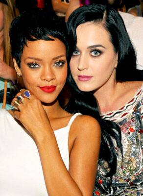 Katy Perry and Rihanna become BFFs again | And More ... News | Zee News