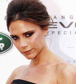 Victoria Beckham sings after long | Music News | Zee News
