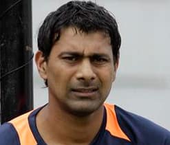 Praveen Kumar replaces injured Zaheer Khan in Mumbai Indians squad ...