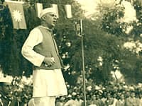 Remembering Nehru | News | Zee News