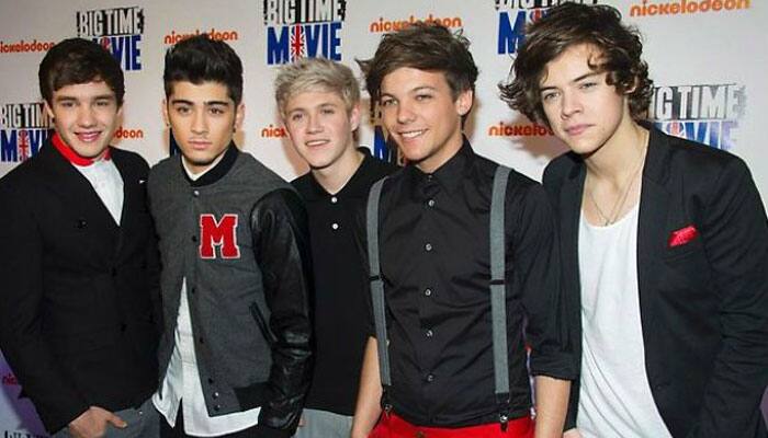 One Direction sets new Guiness World Record | Music News | Zee News