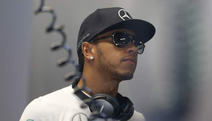 Dazzling Lewis Hamilton back on top in second practice | Motorsports ...
