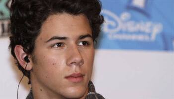 Nick Jonas angry over band split? | Music News | Zee News