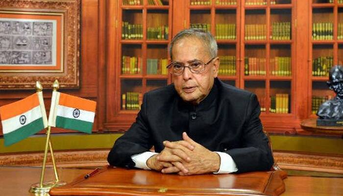 Pranab’s ‘The Dramatic Decade – The Indira Gandhi Years’: Revealing but ...