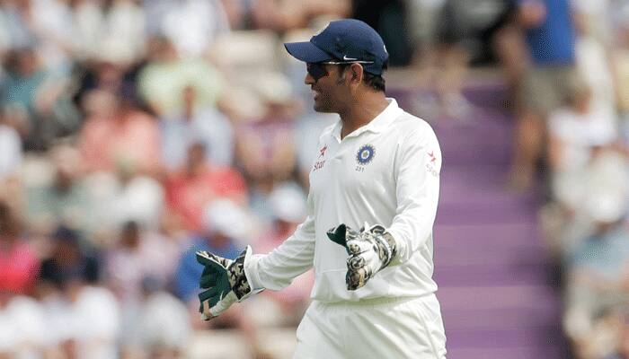 Twitter reacts to shocking news of MS Dhoni's Test retirement! | India ...