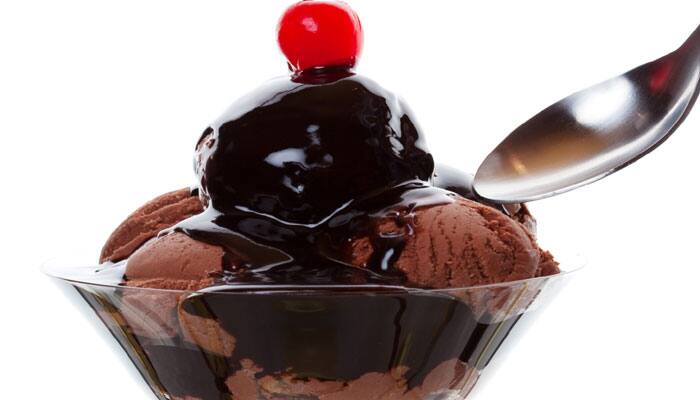 Recipe: Hot chocolate fudge sundae | News | Zee News