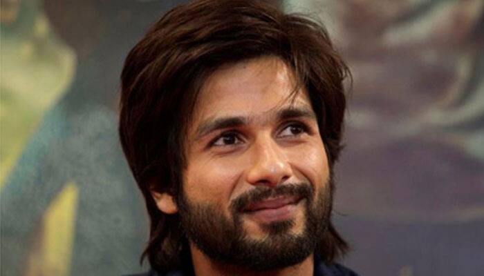 Meet Shahid Kapoor's new family member! | People News | Zee News
