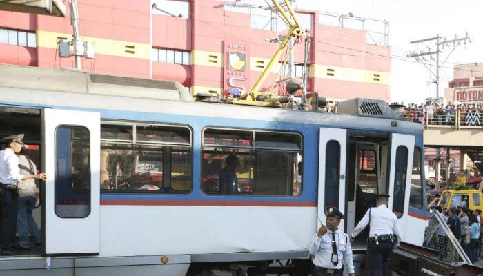 Decrepit Philippine trains start issuing delay certificates | World ...