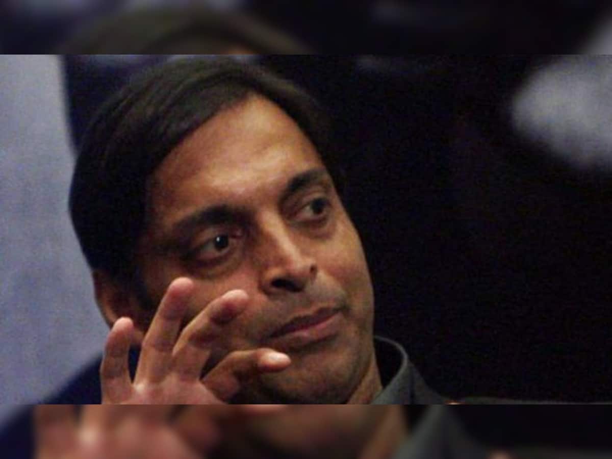 Shoaib Akhtar shares throwback moment with Shah Rukh Khan, calls him ...