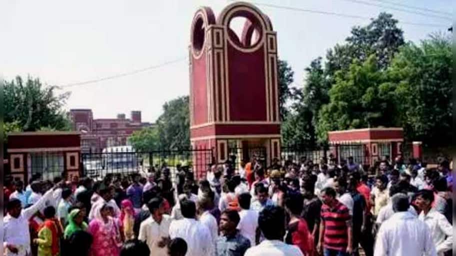 Ryan International murder: Class XI student confesses to killing ...