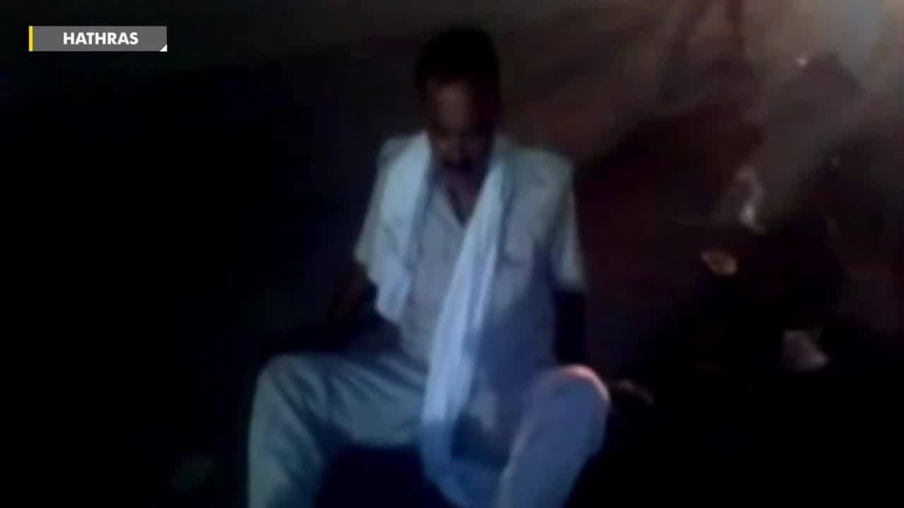 Watch: Video of drunk constable on duty goes viral | Zee News