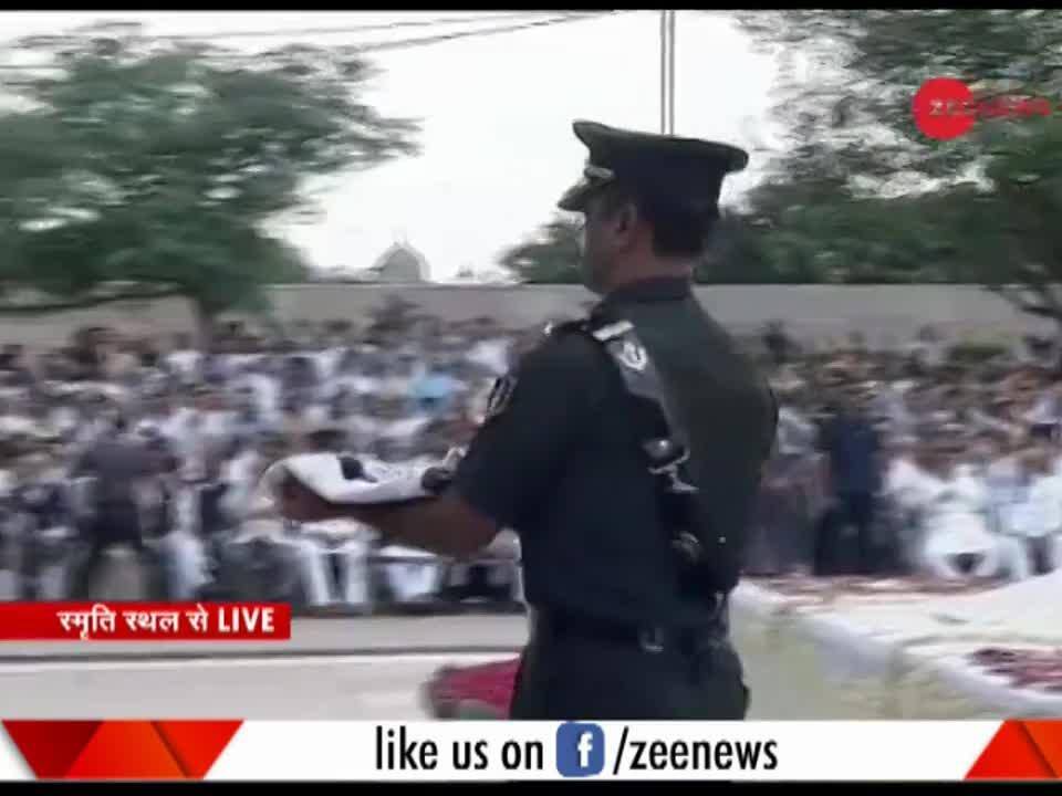 Last rites ceremony of Atal Bihari Vajpayee at Smriti Sthal | Zee News