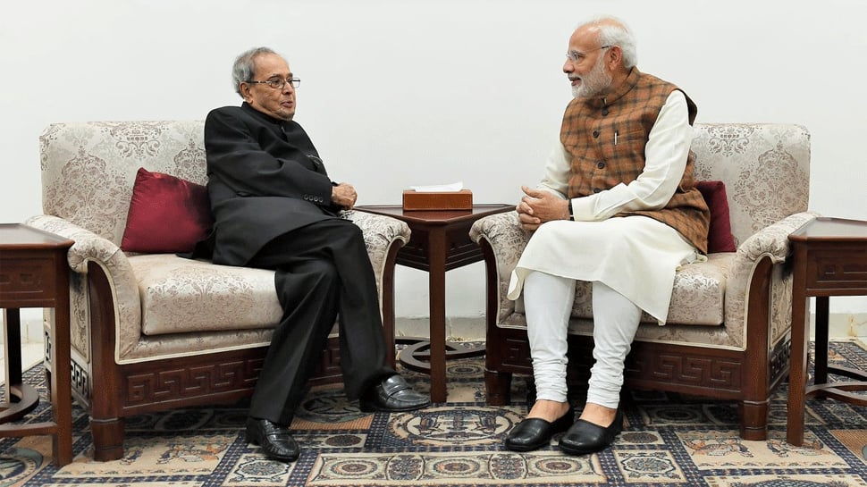 Diwali 2018: PM Modi meets Pranab Mukherjee, extends festive greetings ...