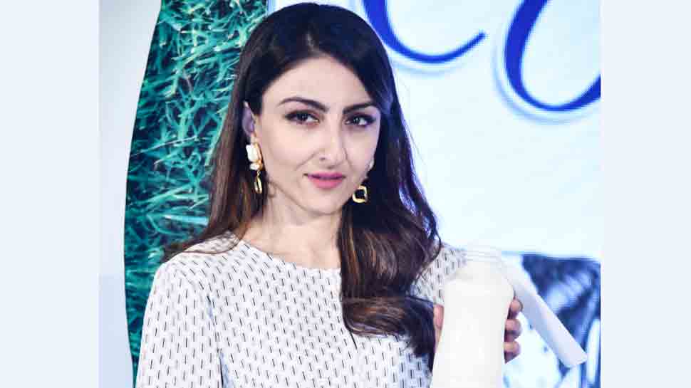 Photo Gallery: Soha Ali Khan at a product launch in Delhi | News | Zee News