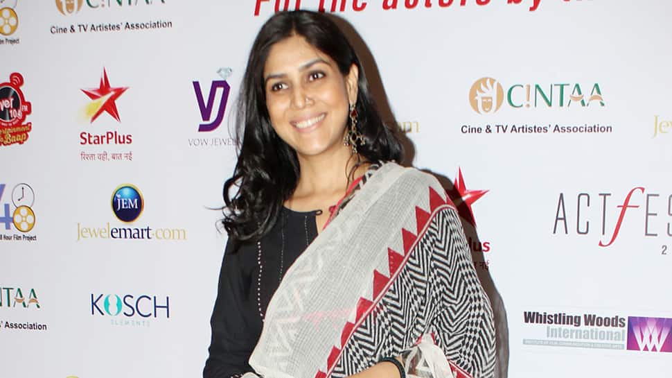 Photo Gallery: Sakshi Tanwar snapped at CINTAA Act Fest | News | Zee News