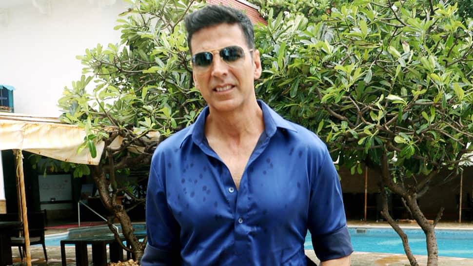 Akshay Kumar In Blue