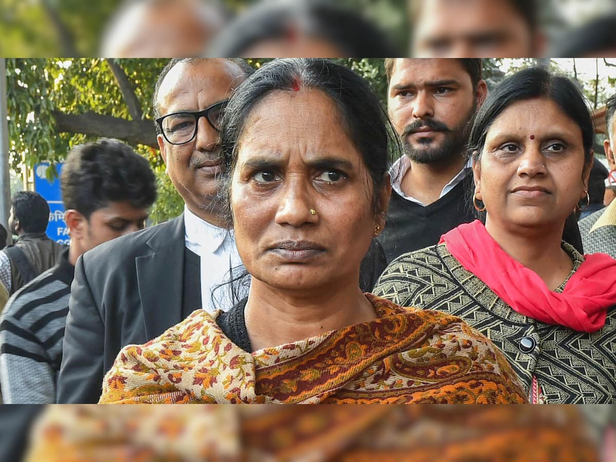 Nirbhaya case: Celebrities show solidarity with victim's mother Asha ...