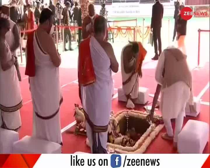 New Parliament House : PM Modi lays foundation stone of New Sansad ...