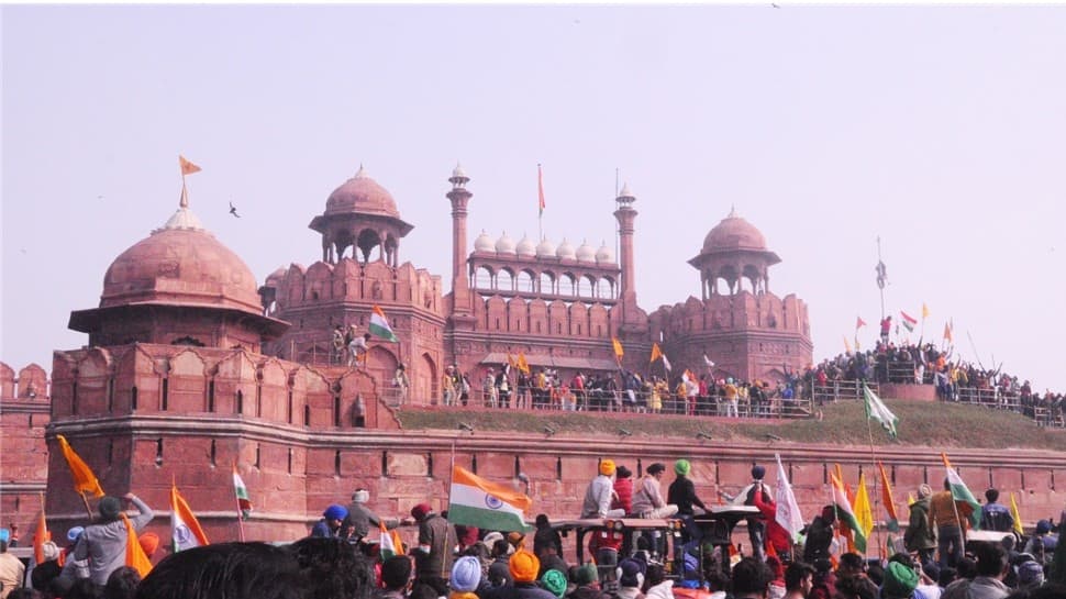 Farmers' protest at Red Fort on Republic Day; see how events unfolded ...