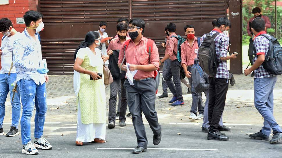 CBSE class 10, 12 board exam 2021 datesheet to be announced at 5 pm ...