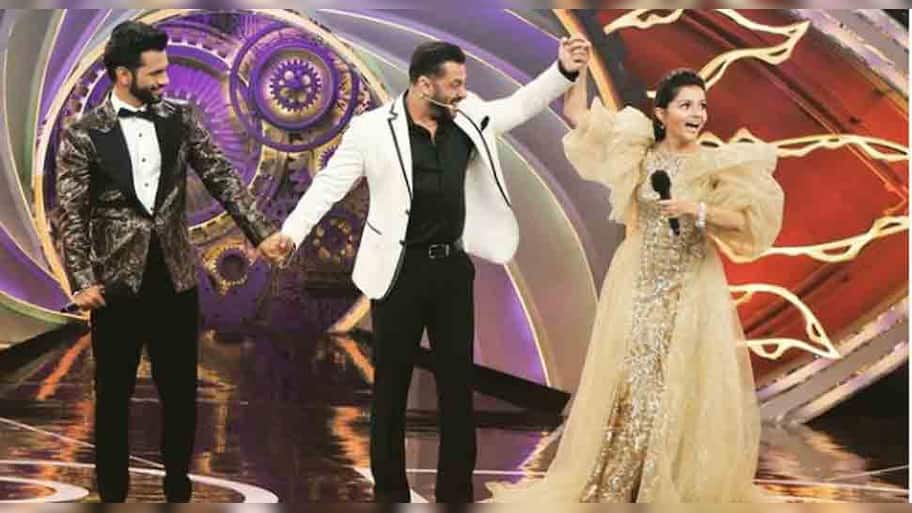 Rubina Dilaik wins Bigg Boss 14 trophy and Rs 36 lakh prize money ...