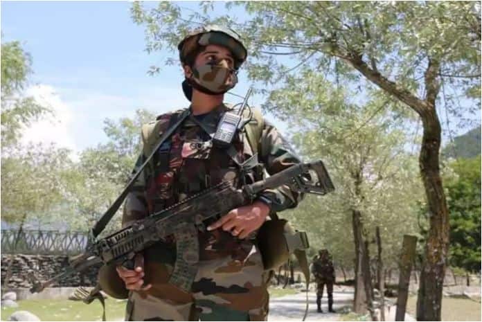 J&K: Rifle Women of Indian Army | Zee News