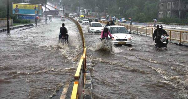 Rivers in spate in many states including MP, UP, West Bengal; flood ...