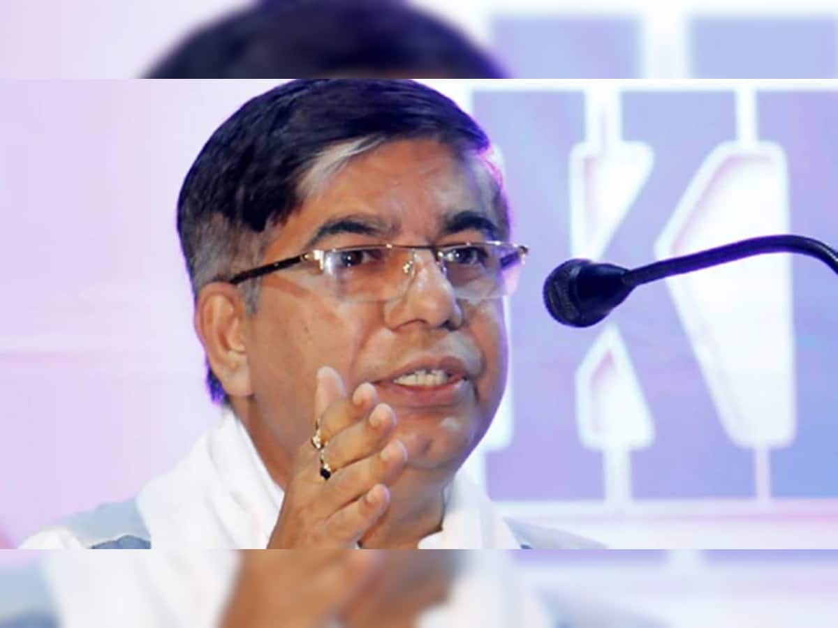 Union minister Subhas Sarkar comments on Rabindranath Tagore's 'not-so ...