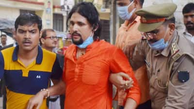 Mahant Narendra Giri death case: Anand Giri, two others accused of ...