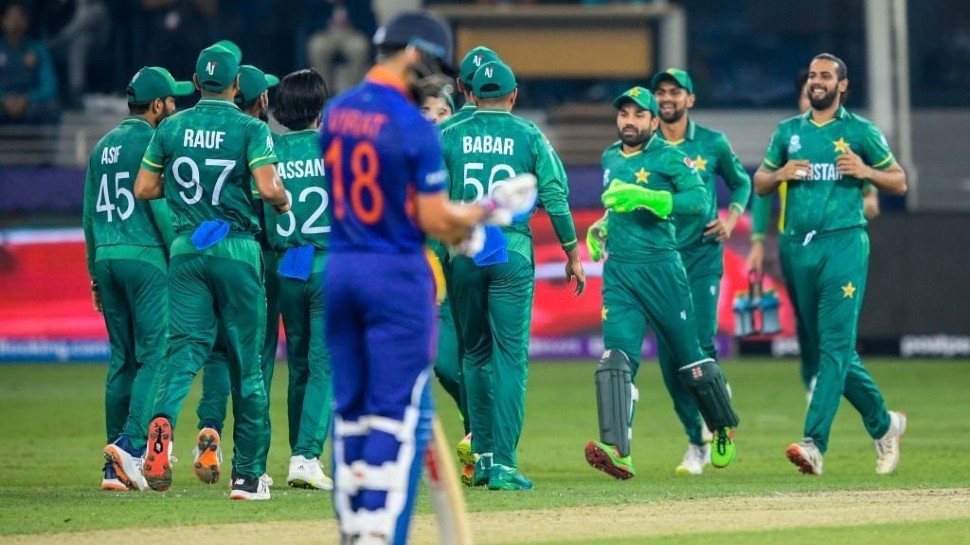 Fans troll India after BIG defeat against Pakistan in T20 World Cup ...