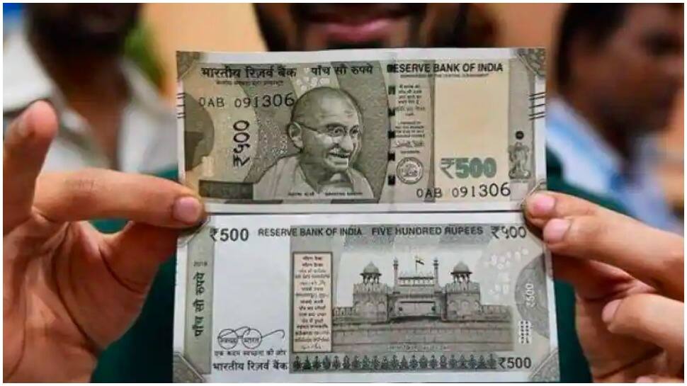 Fact Check Should You Not Accept Rs 500 Note With Green Strip Near Fact Check Should You Not Accept Rs 500 Note With Green Strip Near