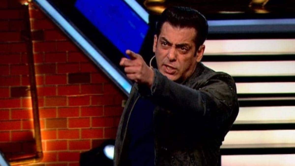 Bollywood Breaking : Why did Salman Khan scold Karan Kundrra? | Zee News