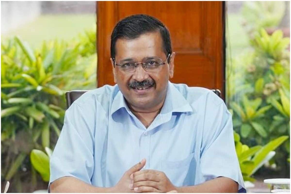 Delhi CM Arvind Kejriwal meets farmers in Chamkaur Sahib, Punjab | Zee News