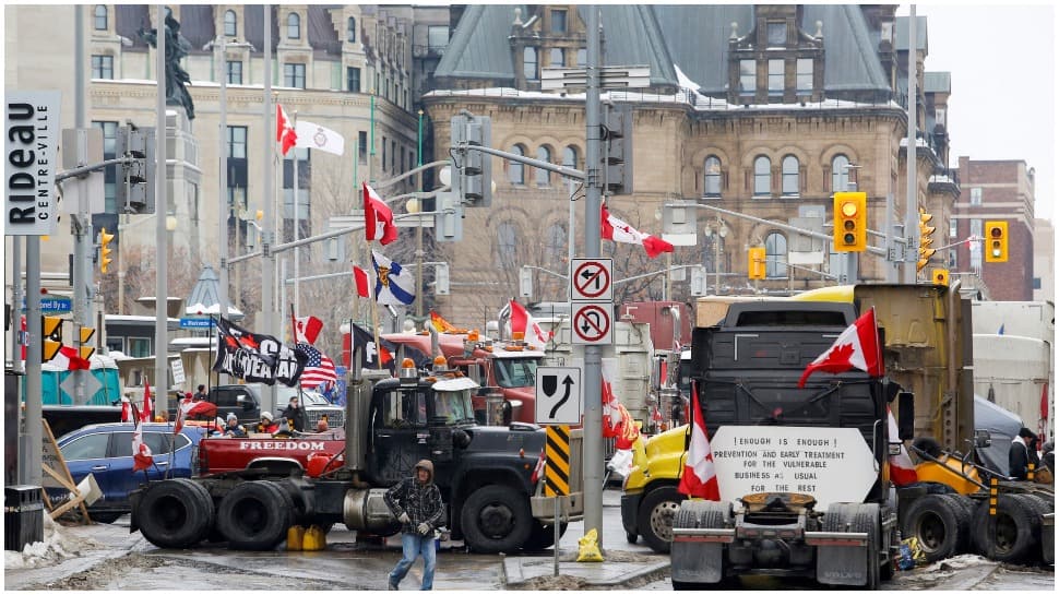 In pics: All you need to know about truckers' protest against Covid-19 ...