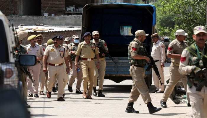 J&K Terror Attack: Encounter between terrorist and army ends | Zee News