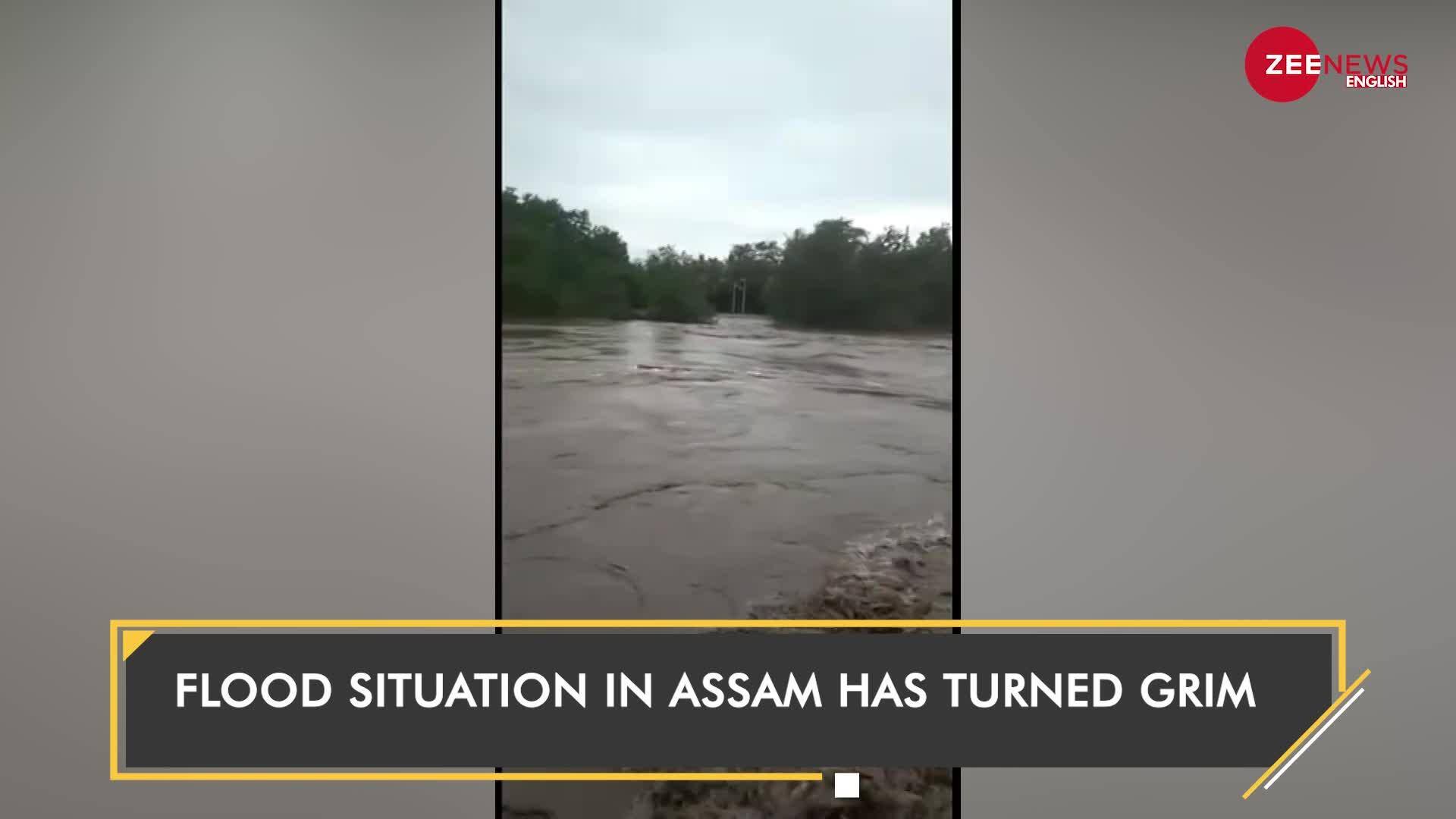 Assam flood: Nearly 2 lakh people affected; IMD issues 'red alert' | Zee News