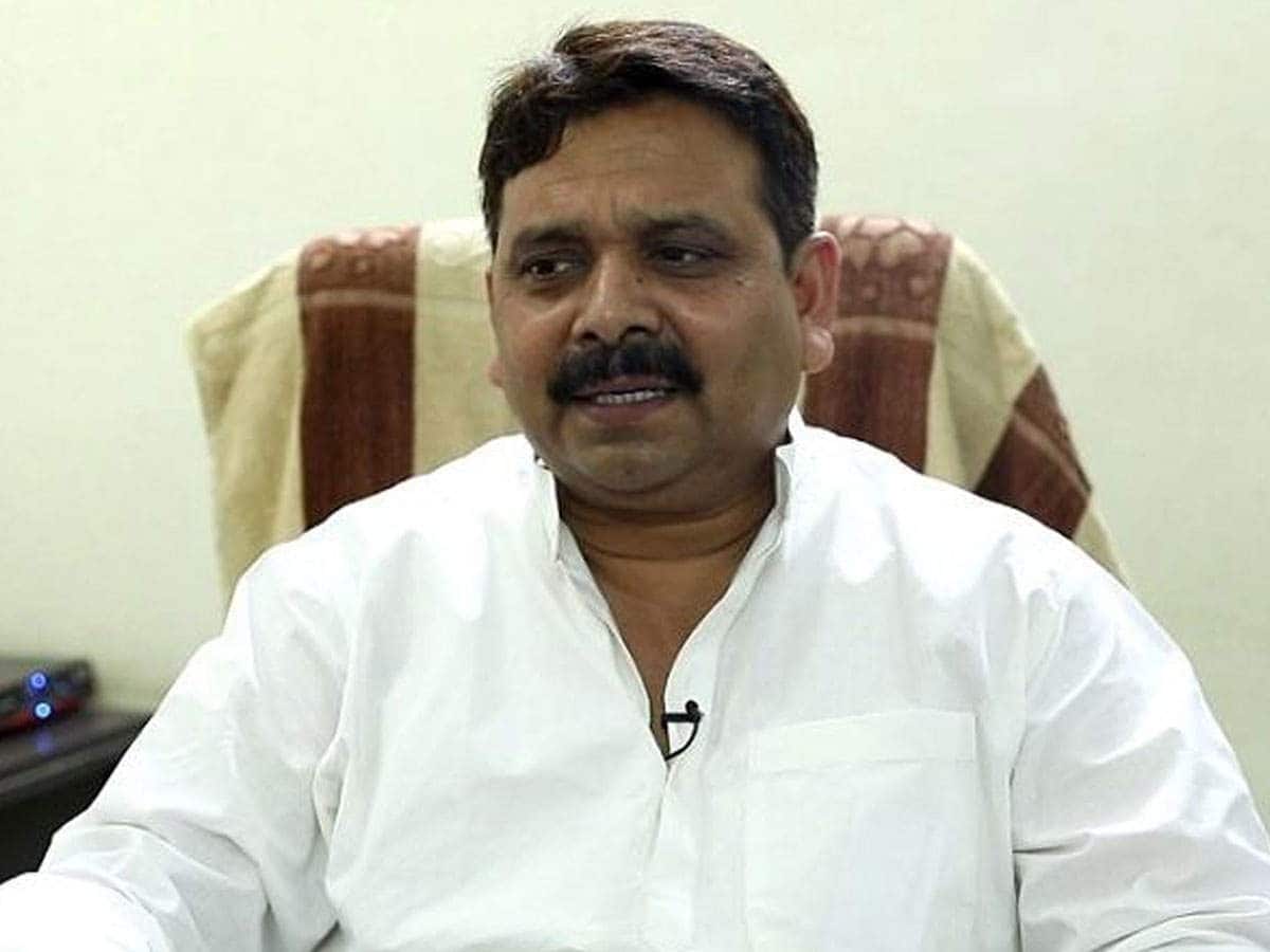 Yogi government's minister Ravindra Jaiswal gave a big statement on ...