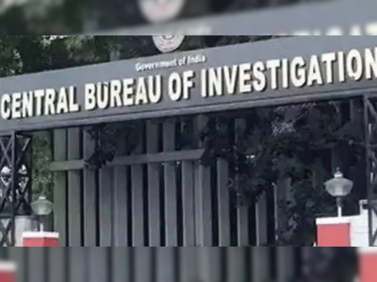 CBI conducts searches at Gujarat IAS officers premises in bribery case