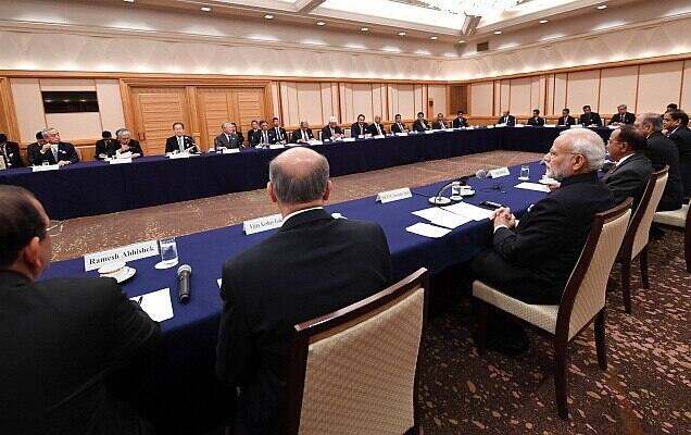 PM Modi Tokyo Visit: PM Modi meets industrialists of Japan | Zee News