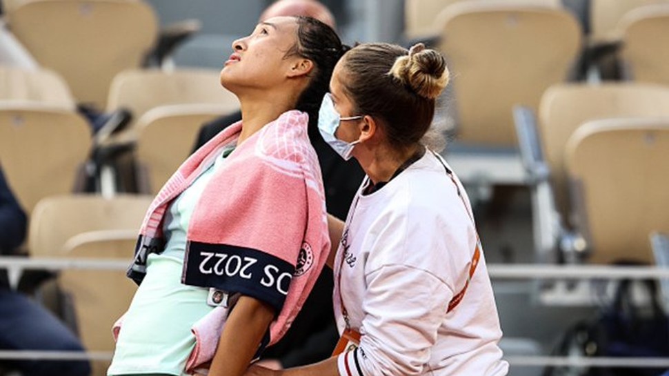 French Open 2022: 'I wish I was a Man,' Zheng Qinwen blames menstrual ...