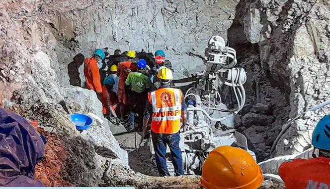 Chhattisgarh boy Rahul Sahu rescued from borewell after more than 100 ...