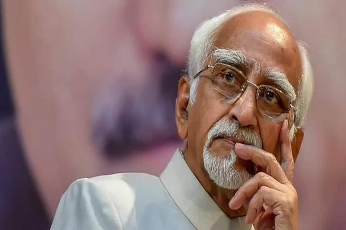 I didn't call Nusrat Mirza - Hamid Ansari | Zee News