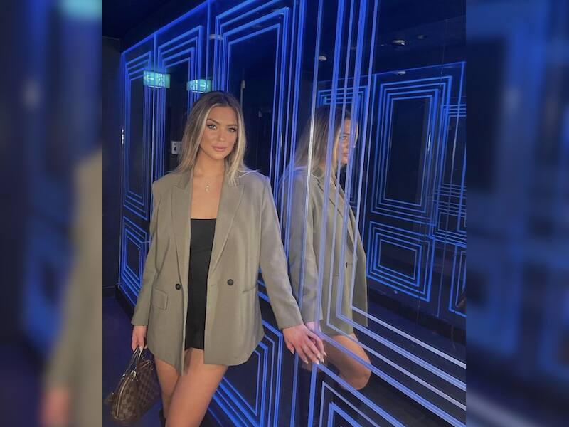 Meet Beauty Queen Imani Jayne, granddaughter of England cricket legend ...