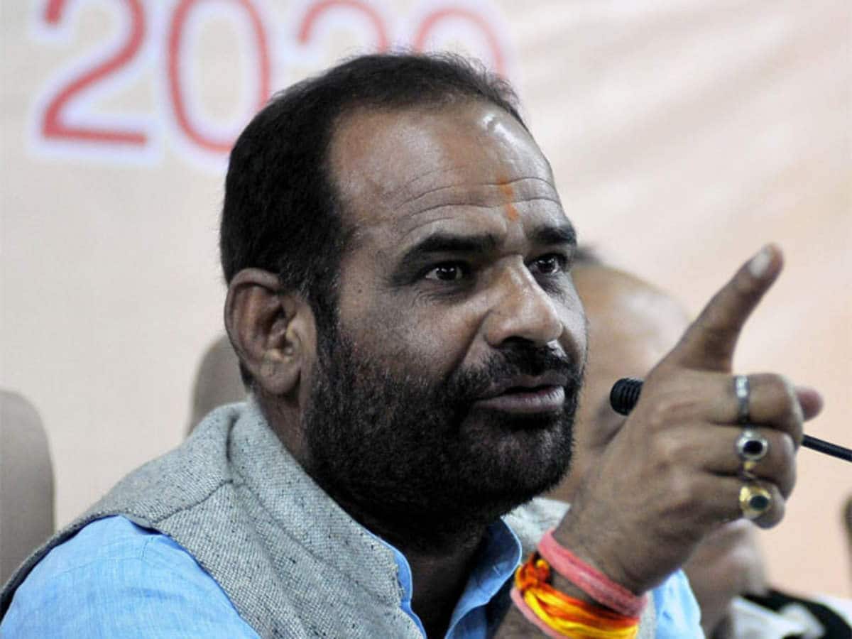 CBI Raid on Manish Sisodia: BJP MP Ramesh Bidhuri raised serious ...
