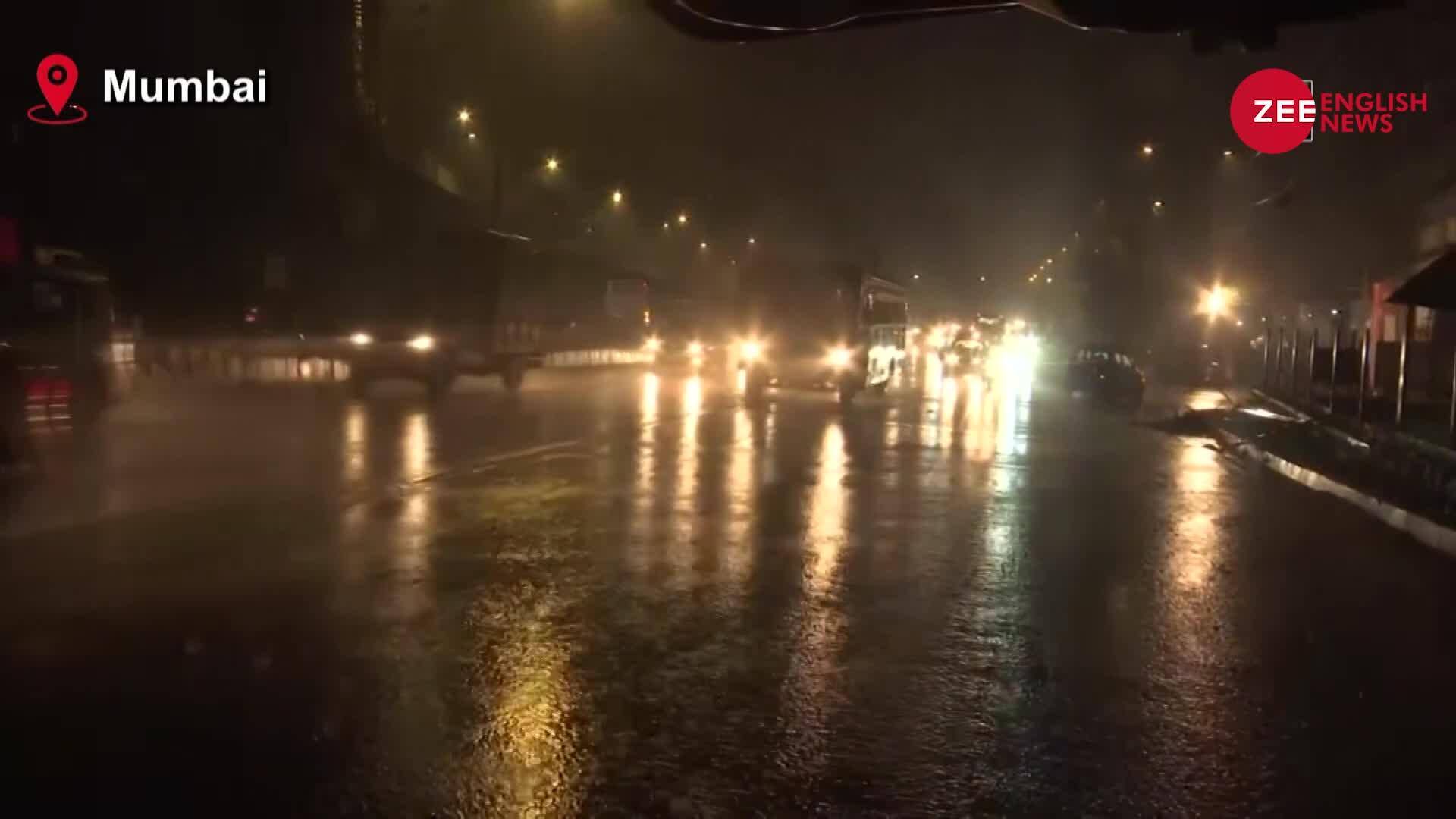 Mumbai experiences heavy rainfall | Zee News