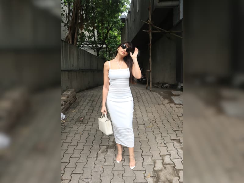 Nora Fatehi looks super hot in ivory bodycon dress - In Pics | News ...