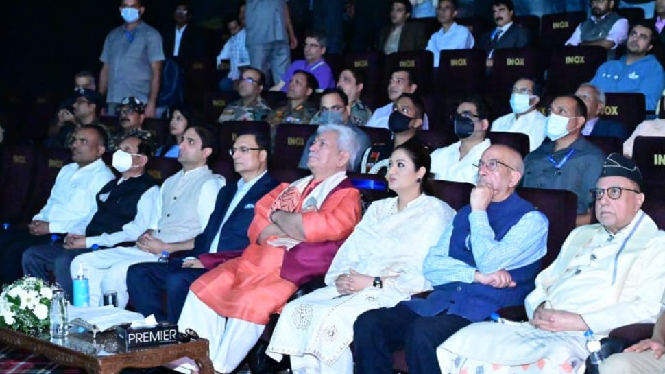 LG Manoj Sinha inaugurates Kashmir's 1st multiplex after 32 years ...
