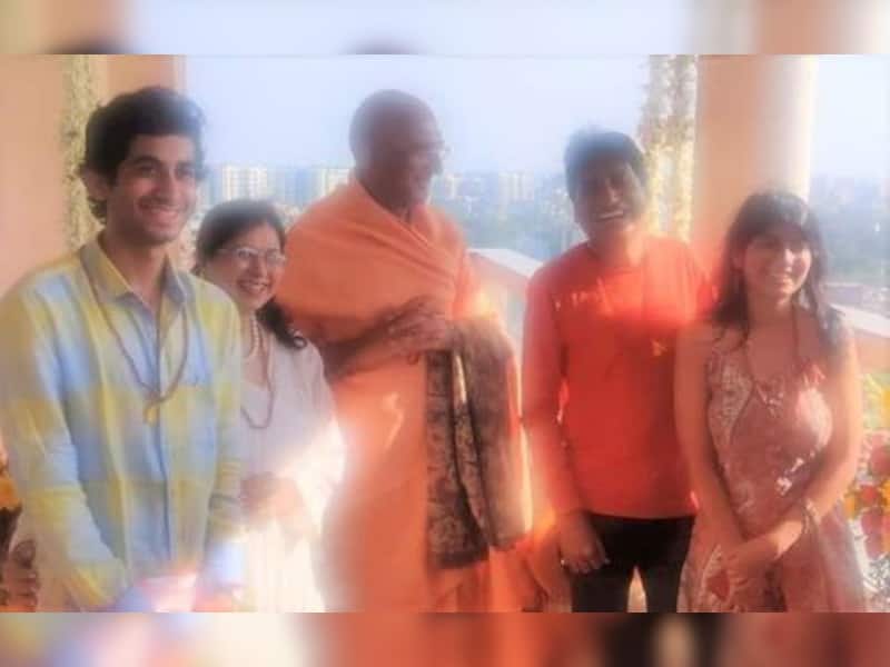 Raju Srivastava's rare and unseen photos with his family, scroll ...